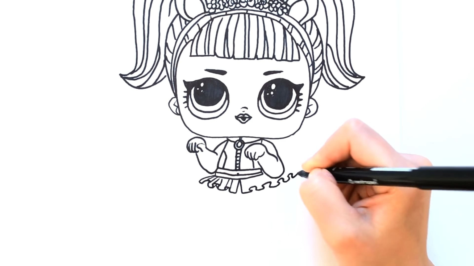 How to draw LOL doll with pencil according to instructions fast and easy